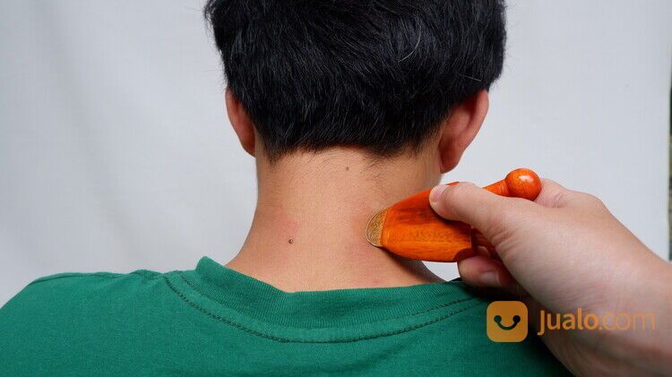 Alat Kerokan Tradisional dari kayu - Model L di Kota Tasikmalaya, Jawa ...