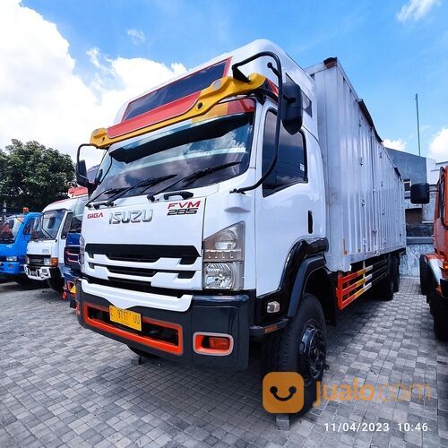 Isuzu Giga FVM 34 U - 285 PS Truk Box Cargo / Full Box Tronton 6x2 Tahun 2019 di Kota Palembang ...