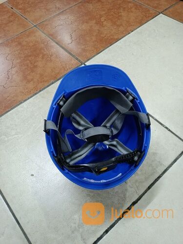 Helm proyek atau helm safety proyek di Kab. Banyumas, Jawa Tengah ...