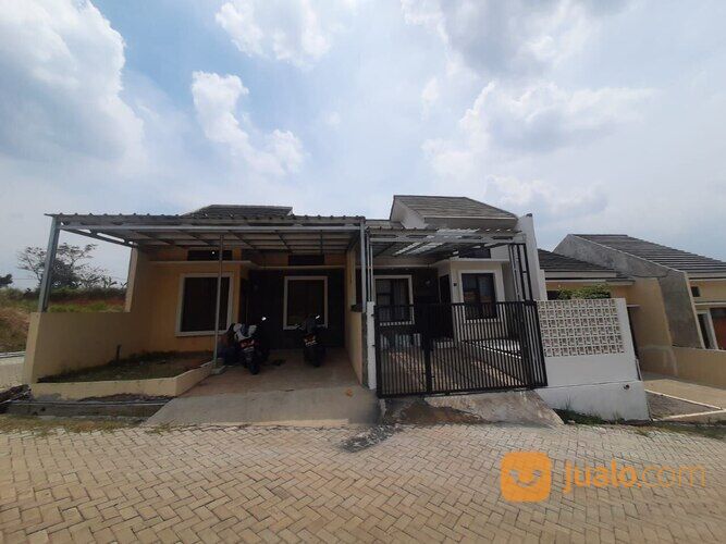 Hunian asri cantik konsep modern minimalis di Cibiru manisi dkt UIN di ...