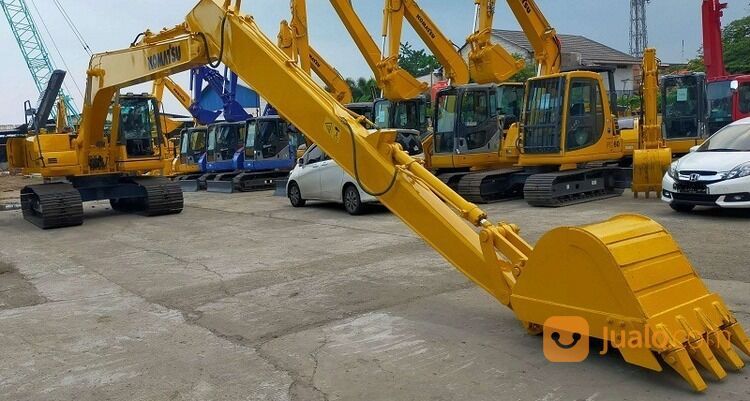 Excavator Long Arm Komatsu PC200-8M0 tahun 2017 di Kota Jakarta Timur ...