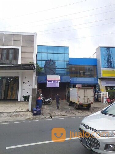 Ruko di Jakarta Pusat Terletak di Jalan Percetakan Negara di Kota ...