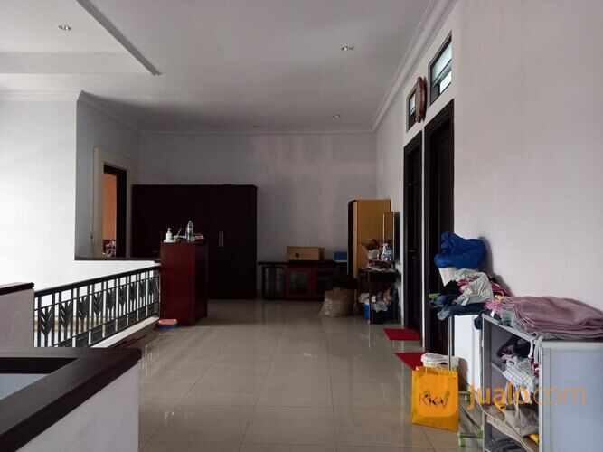 Rumah Mewah Semi Furnish Central Park Regency Klampis (code : DND) di ... Rumah Mewah Semi Furnish Central Park Regency Klampis (code : DND) di ...