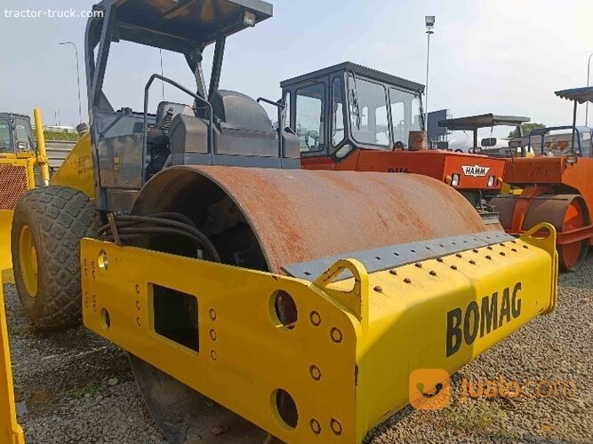 Compactor Bomag model BW211D-40 di Kota Jakarta Timur, DKI Jakarta ...