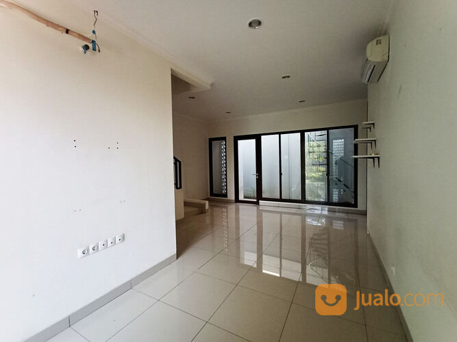 Rumah View Taman Cluster Cynthia di Summarecon Bandung di Kota Bandung ...