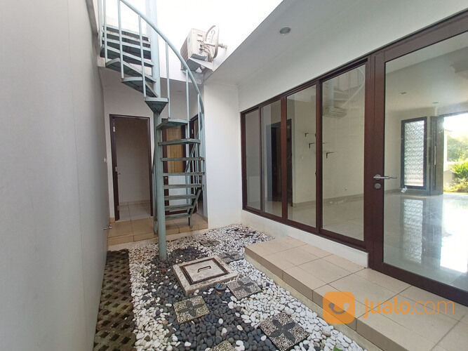 Rumah View Taman Cluster Cynthia di Summarecon Bandung di Kota Bandung ...