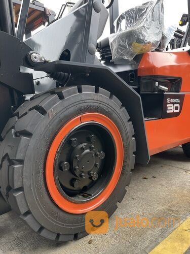 Forklift Toyota FDZN30 Brand New Kapasitas 3 ton Garansi Resmi di Kota ...
