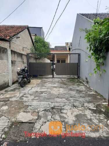 Rumah di Inpres 6 Mawar 6, Larangan Utara Ciledug di Kota Tangerang ...