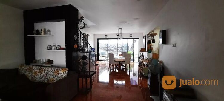 Rumah Cozy Hommy Minimalis Modern Raffles Hills Cibubur,Cibubur di Kota ...