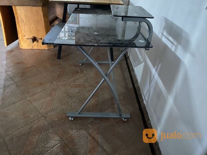 Meja Kerja Meja Komputer Meja Kantor Hazel Glass Metal Second di Kota ...