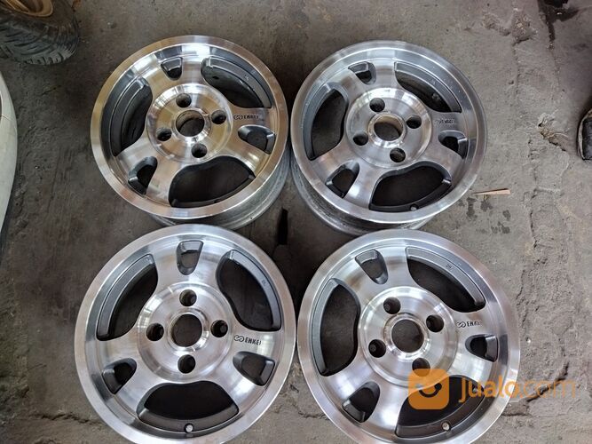 Velg oem original toyota kijang super grand extra di Kota Surabaya ...