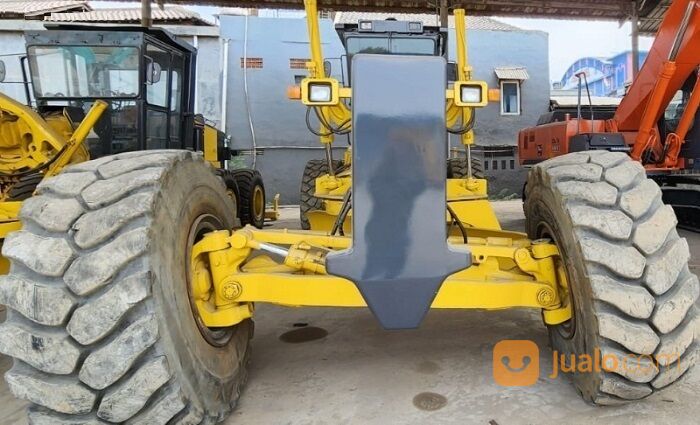 Motor Grader Komatsu model GD825A-2 di Kota Jakarta Timur, DKI Jakarta ...
