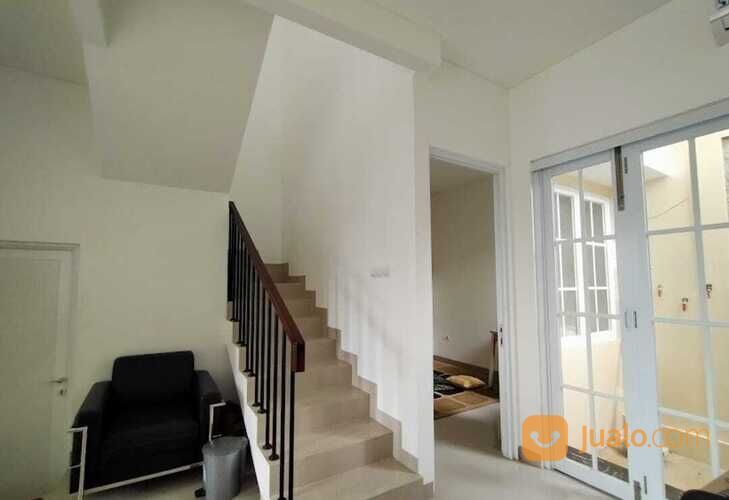 Rumah Mewah Area Cinere 7 Menit Pintu Tol Brigif Carport 2 Mobil di ...
