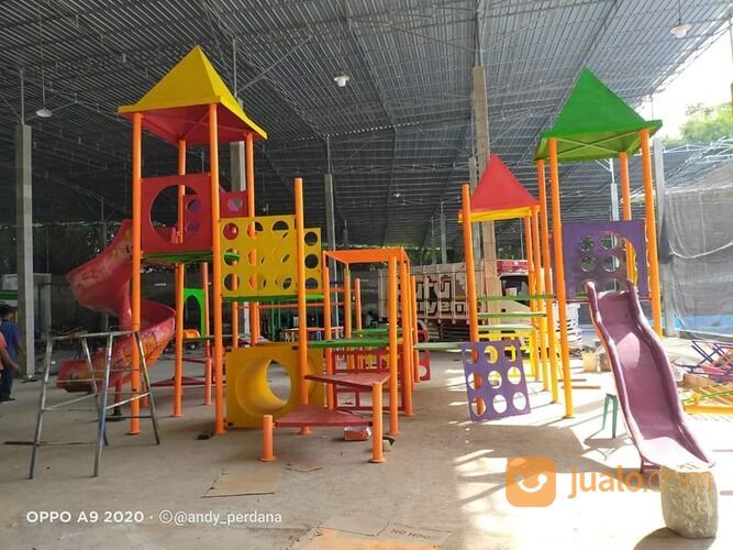 Playground Taman Minimalis Murah Meriah di Kota Balikpapan, Kalimantan ...