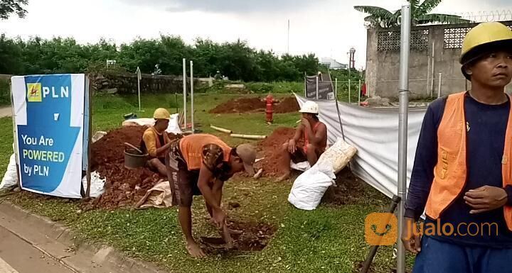 Penarikan Kabel Tanam/Galian Tanah Subduct di Kota Depok, Jawa Barat ...