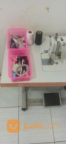 Mesin jahit singer 131C di Kota Depok, Jawa Barat | Jualo.com