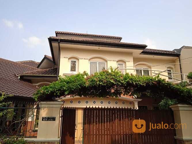 Talang Air Hujan Metal Galvanis Tembaga Indonesia Di Kota Jakarta Barat