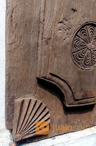 'Primitif Art' Ukiran Jendela Rumah Tradisional Jawa Kuno. di Kota ...