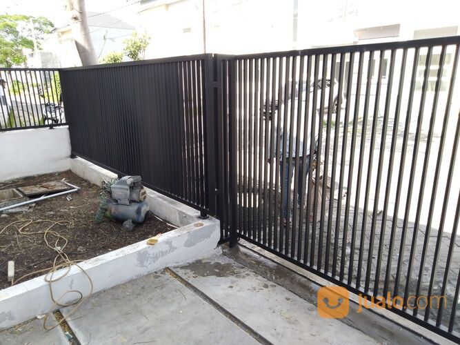 Pagar minimalis modern besi hollow / pagar besi simple murah di Kab ...
