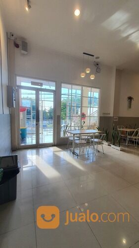 Ruko Siap Pakai Di Nol Raya Merr Berada Di Deretan Starbuck Dan ...