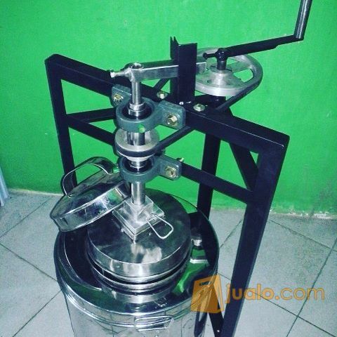 Alat Es Putar Manual di Kota Yogyakarta, Yogyakarta | Jualo.com