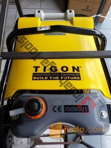 Mesin Stamper Timbris Tigon + Engine Honda Pemadat Tanah di Kota ...