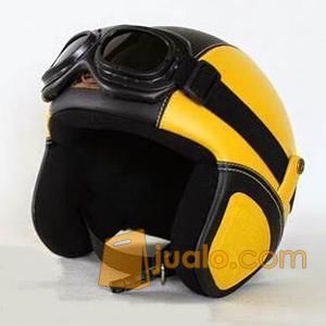 Helm Retro kacamata Kuning Hitam di Kota Malang, Jawa Timur | Jualo.com