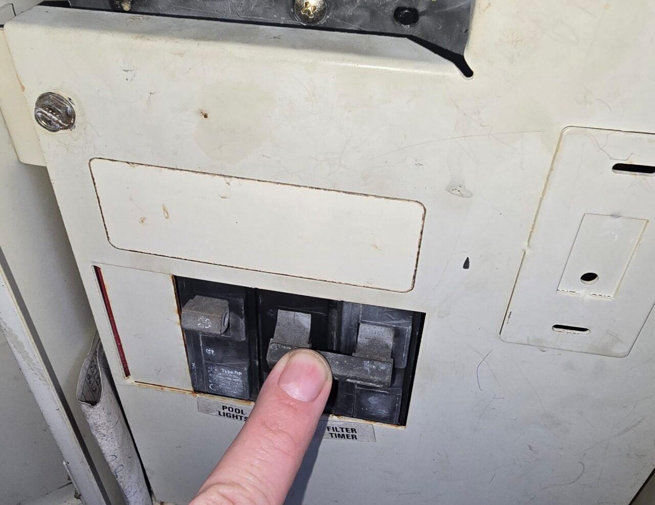 How to Wire the PL1617 and PL1612 for 110V