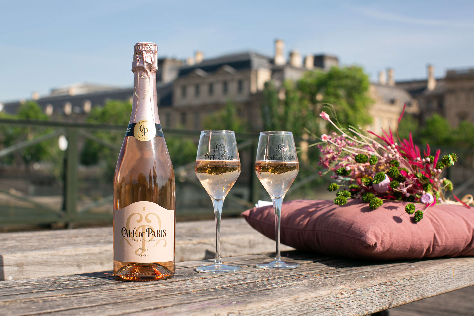 Café de Paris • Catch the moment