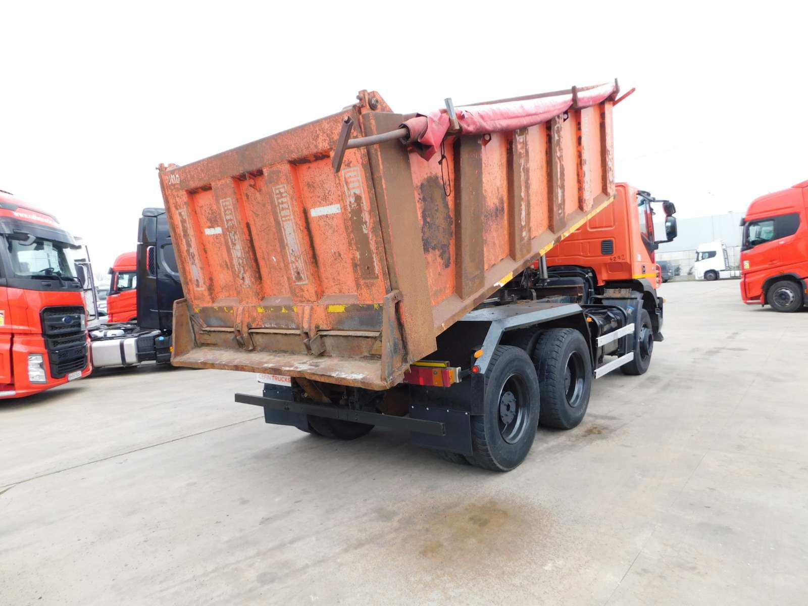 Basculanta Iveco Ad380t41 Trakker Cod: 87125 | Cefin Trucks