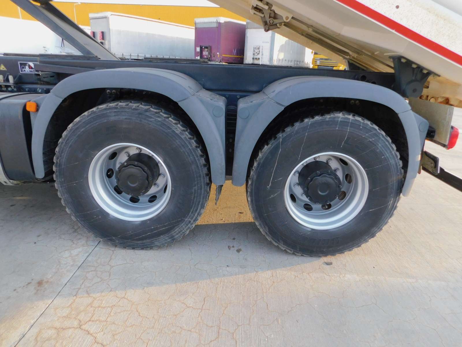 Basculanta Man Tgs 41400 Cod: 75879 | Cefin Trucks