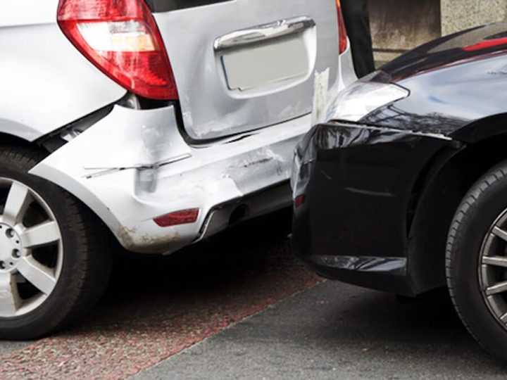 Ini Cara Tepat dan Mudah Klaim Asuransi Mobil Penyok