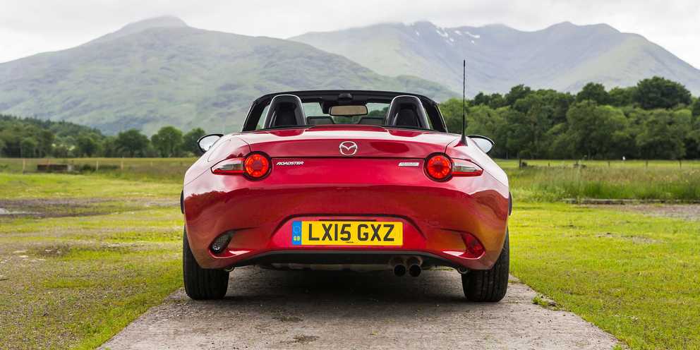 2016 Mazda Mx 5 Rear End Design Gallery (Photo 5 of 31)