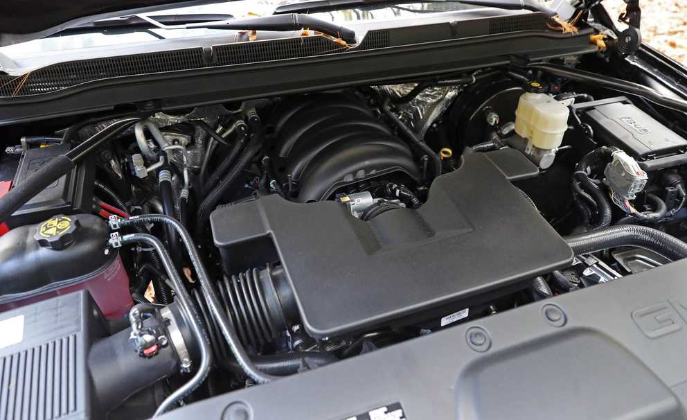 2017 Gmc Yukon Xl Denali View Engine Gallery (Photo 5 of 26)