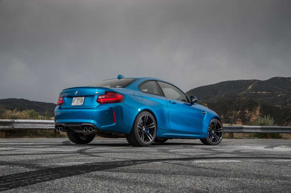 2016 BMW M2 Exterior Rear And Side Gallery (Photo 44 of 61)