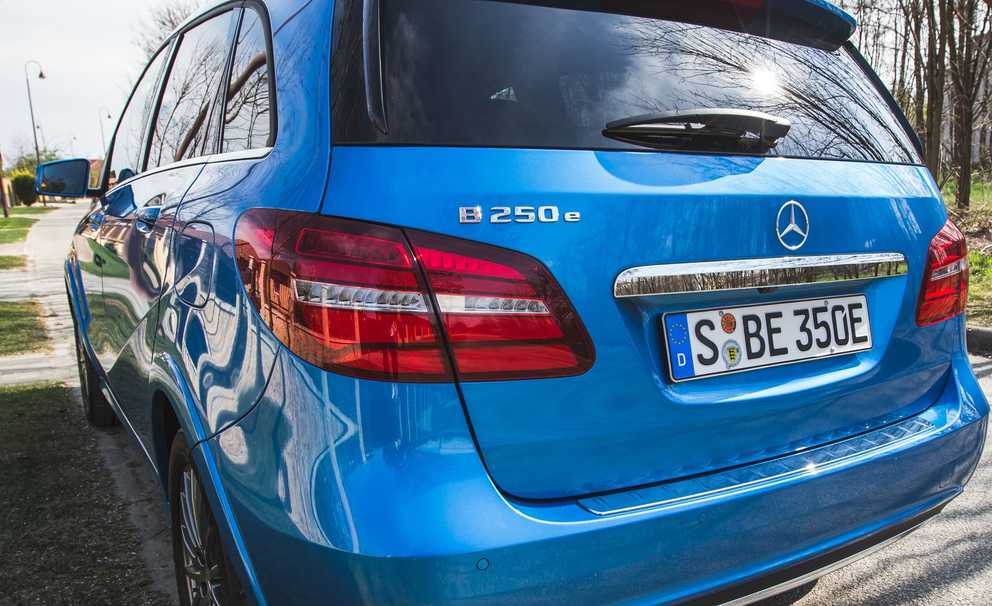 2017 Mercedes Benz B Class EV Exterior View Rear Gallery (Photo 24 of 24)
