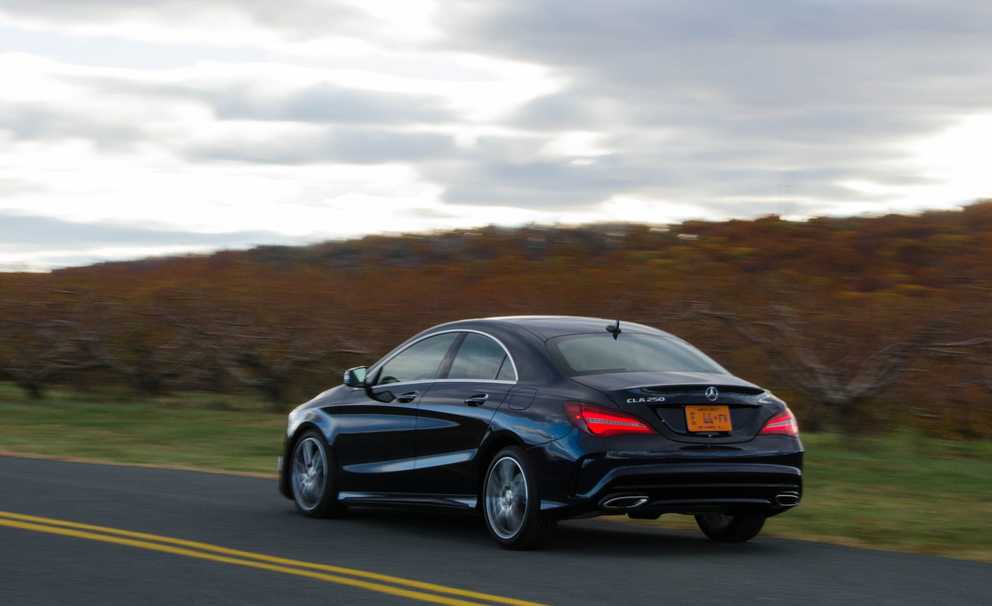 2017 Mercedes Benz CLA250 4MATIC Test Drive Side And Rear View Gallery ...