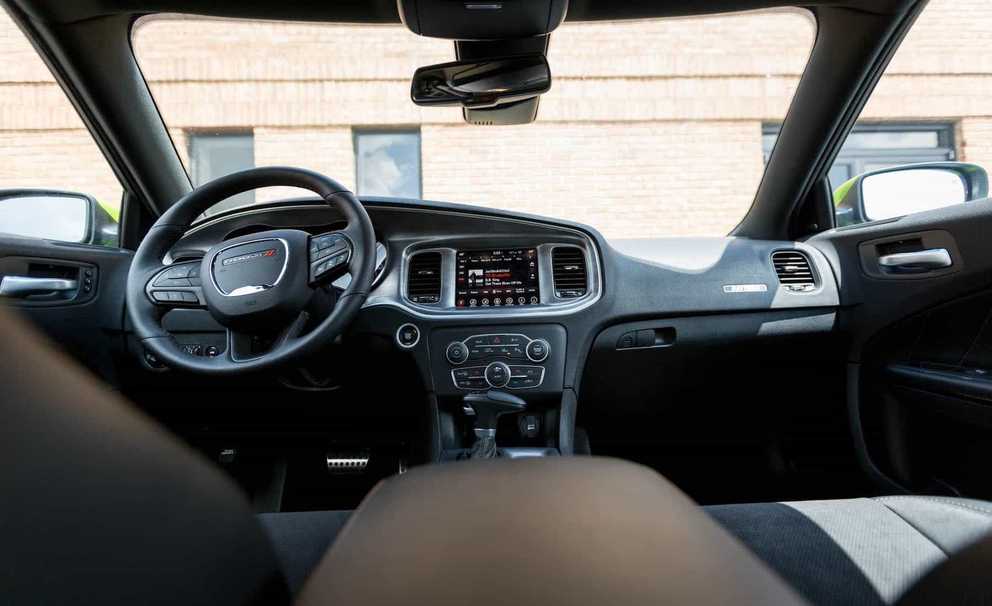 2017 Dodge Charger Daytona 5.7L V8 Interior Dashboard Gallery (Photo 28 ...