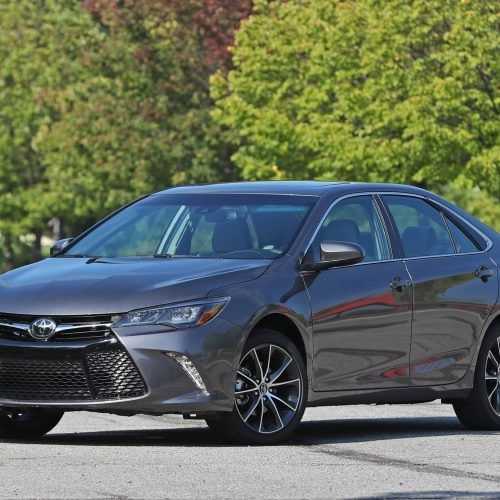 2017 Toyota Camry Exterior Front Gallery (Photo 37 of 37)