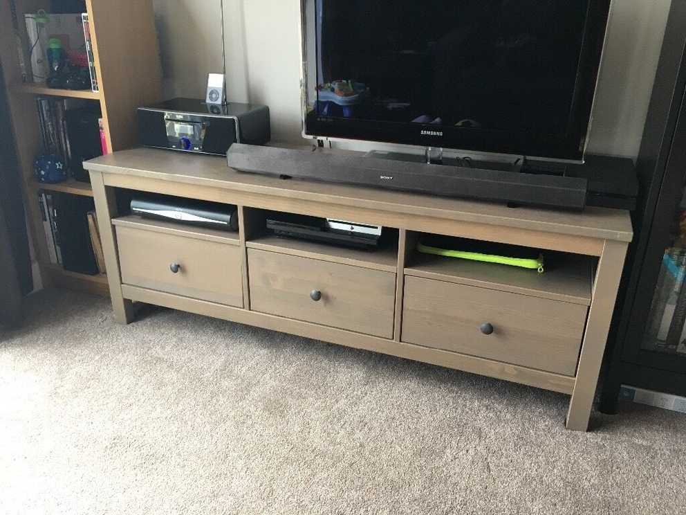 Showing Gallery of Tv Bench Unit (View 9 of 15 Photos)