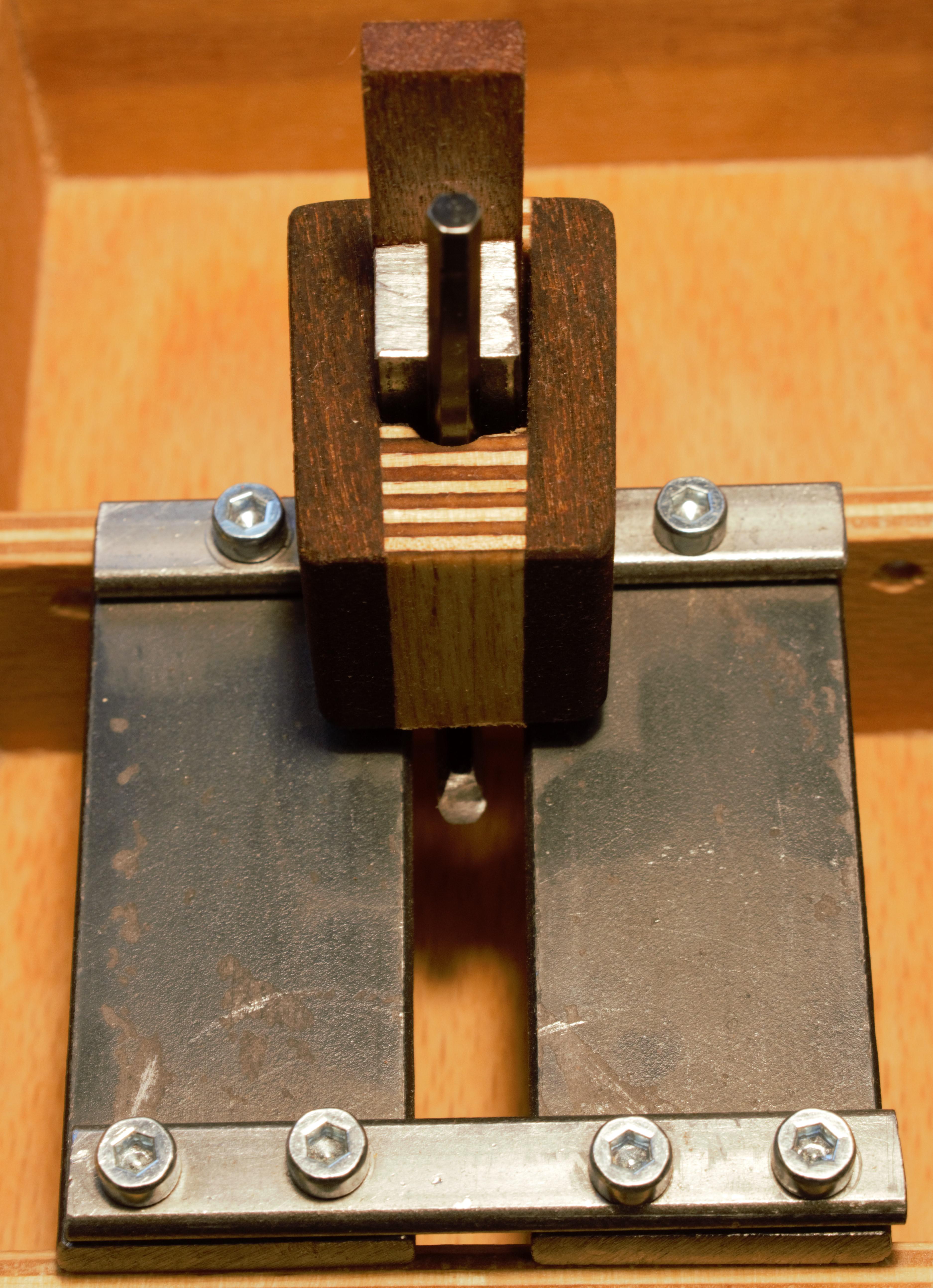 Just finished this small Router plane : r/handtools