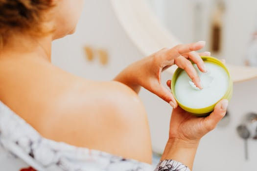7 Best Moisturizers Dermatologists Often Recommend (2026 U.S. Guide)