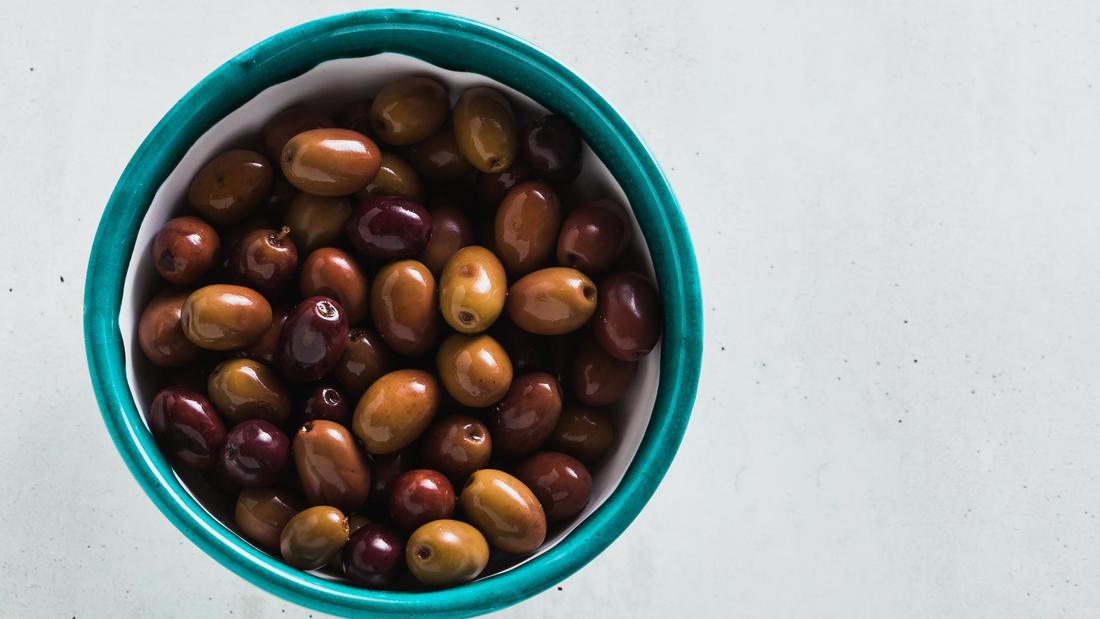 15 Types of Olive: Key Differences in Color and Taste