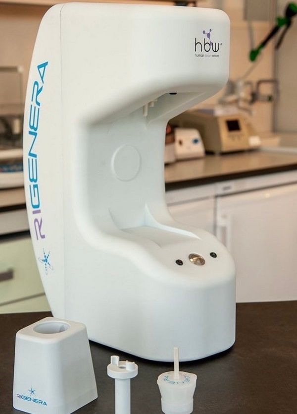 Regenera Activa for Hair Loss: A Full Guide from A-Z | ClinicAdvisor®