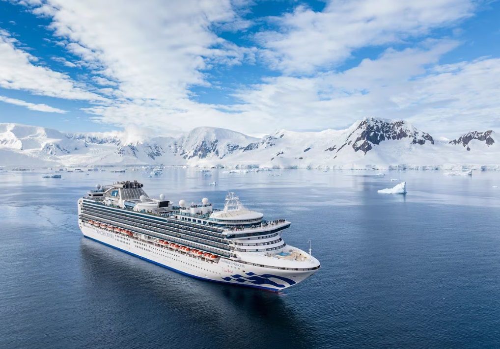 Sapphire Princess - CruiseWorld