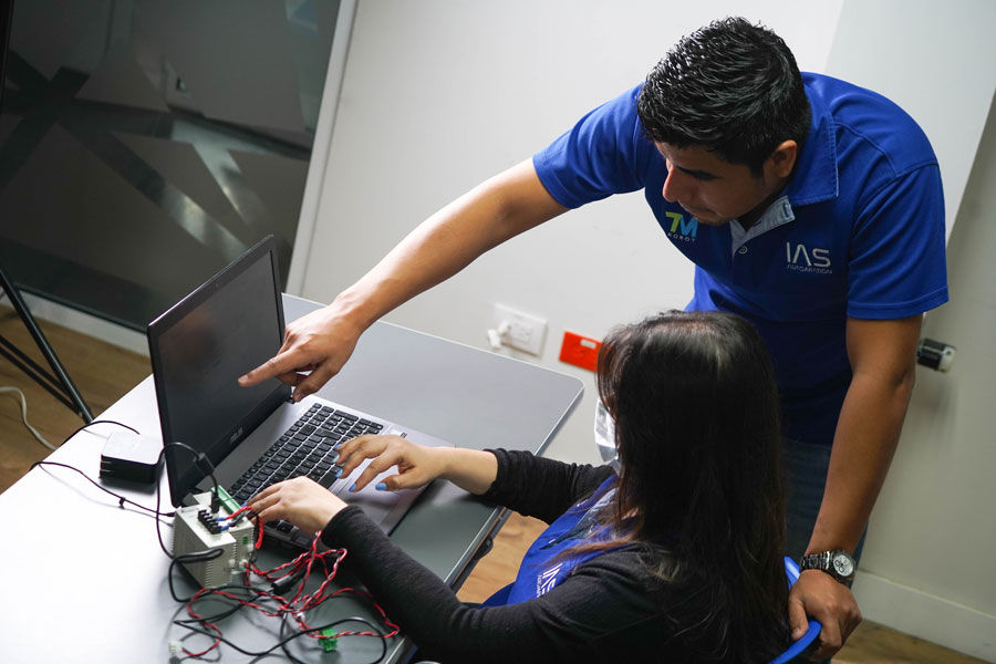 PLC Delta Electronics Controla tus procesos con alta calidad