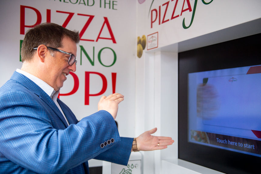 How a Pizza Vending Machine Works: Step-by-Step Process | PizzaForno