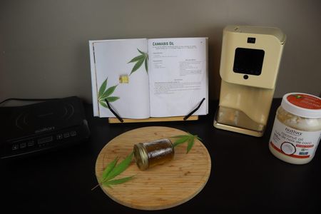 How to Make Cannabis-Infused Cooking Oil | TheCannaSchool