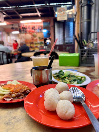 Top Chicken Rice Ball Restaurants in Melaka (2025 Complete Guide)