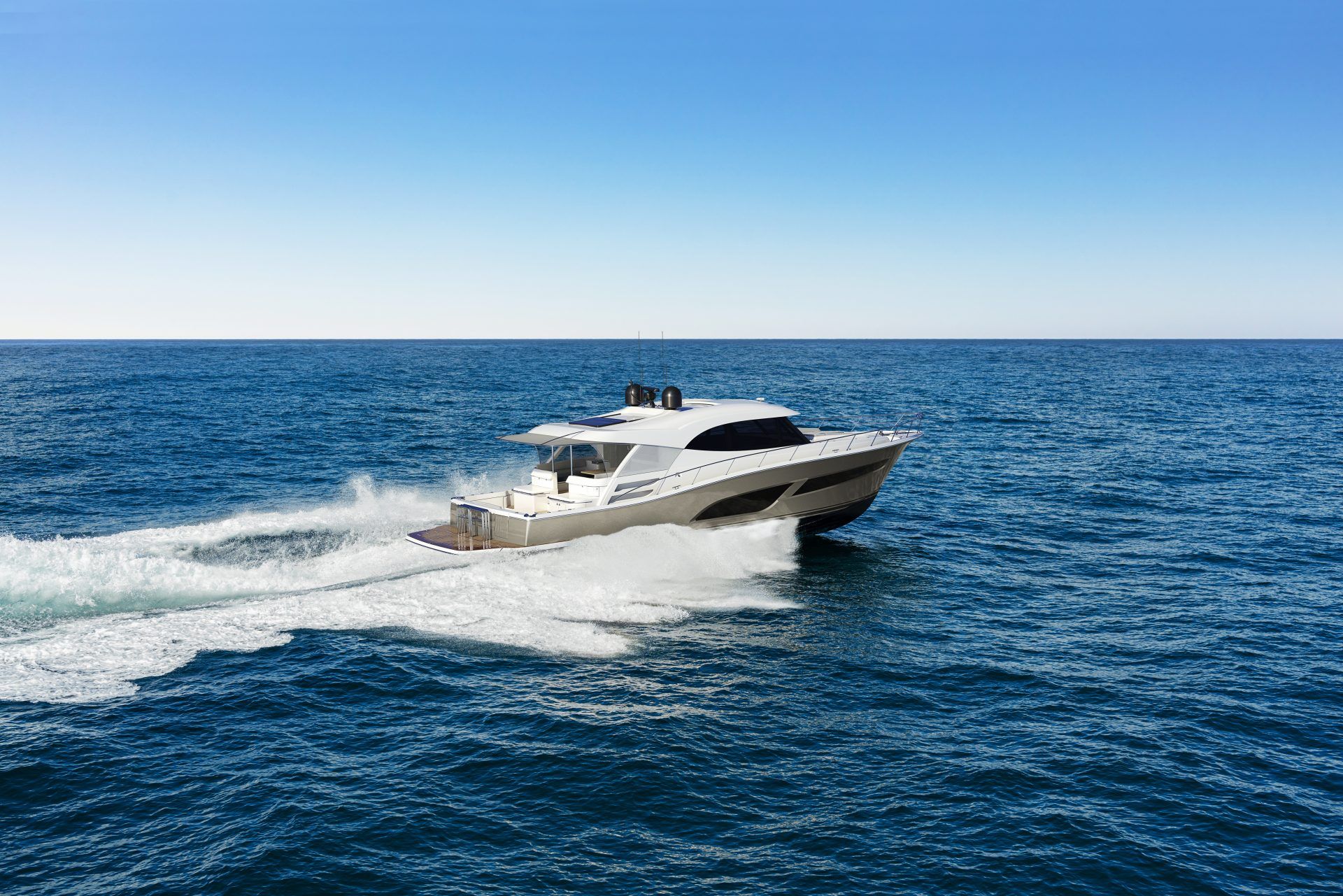 Riviera reveals new 645 SUV flagship - Lee Marine